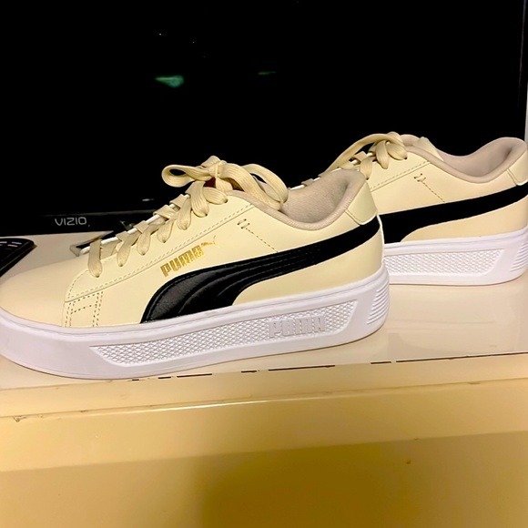 Puma | Shoes | Black Cream Color White And Gold Puma Logo | Poshmark